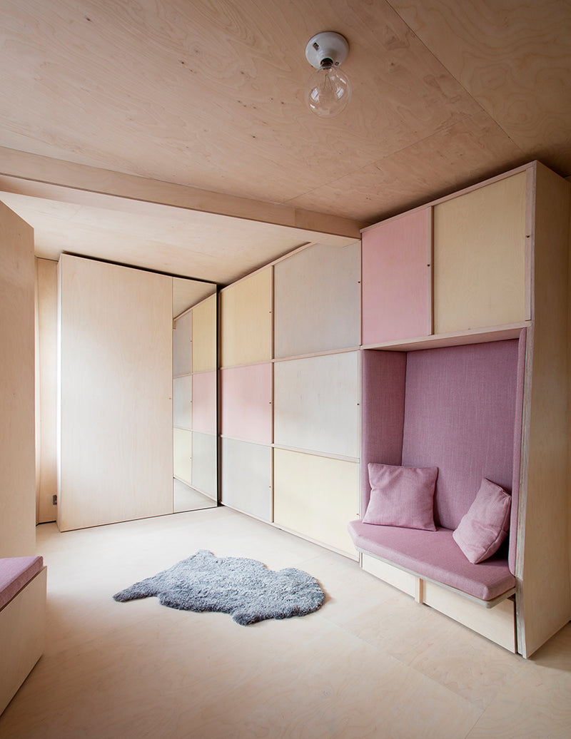 A 140 Square Feet Home Packed Full of Ideas